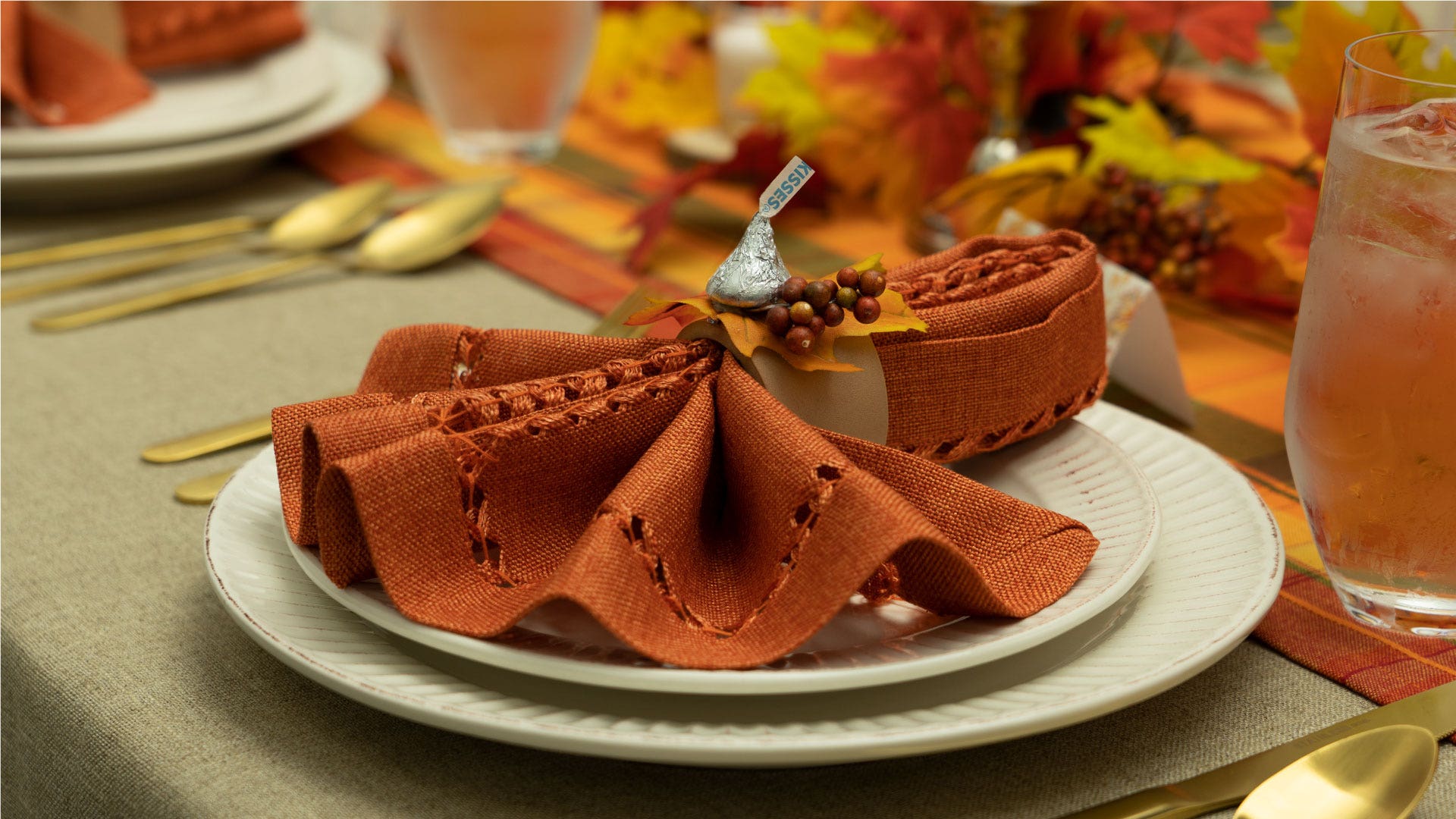 Fall & Thanksgiving Dessert Recipes | Hersheyland